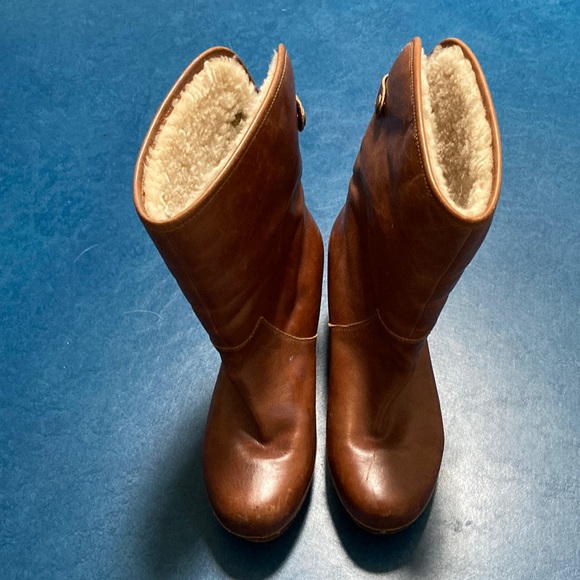 UGG | Shoes | Ugg Fold Over Boots Size 8 | Poshmark